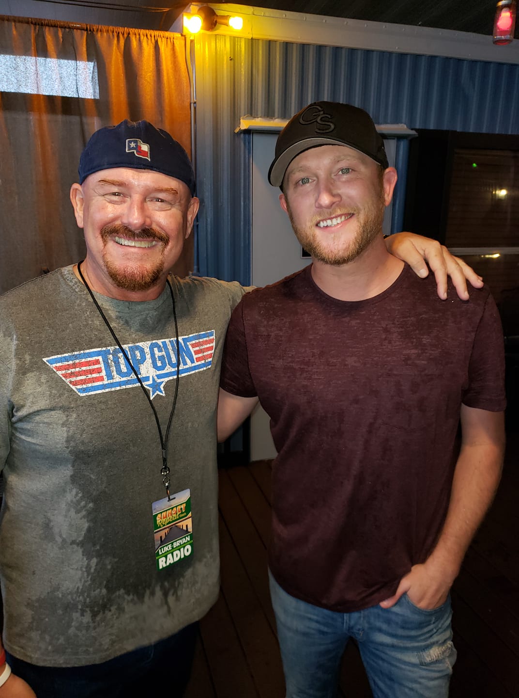 Rubbin’ Elbows-Cole Swindell - 93.7 K COUNTRY